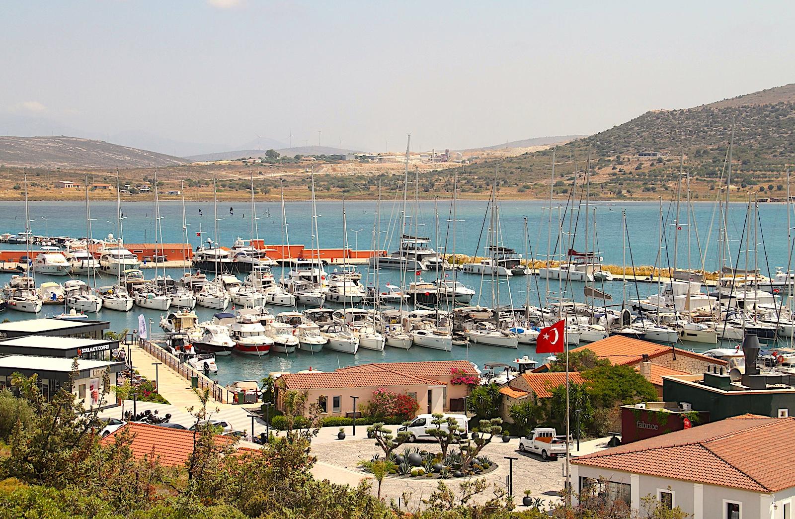Port Alaçatı Marina - LikeCesme